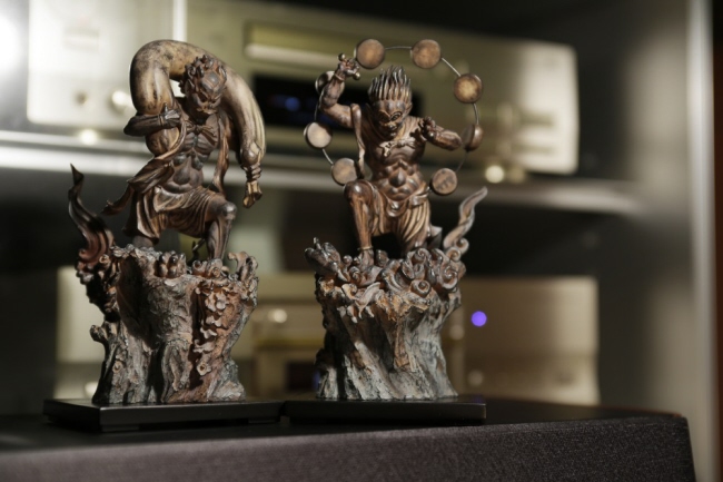 FUJIN (Fujin and Raijin), Buddha Statue Figure / Tana Cocoro, by Isumu